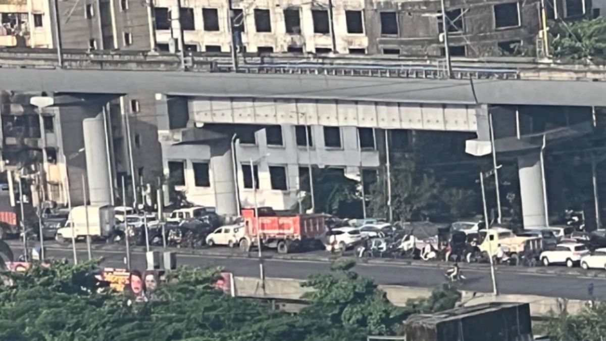 Mumbai Traffic: Heavy Jam Blocks Movement On Western Express Highway ... Mumbai Traffic: Heavy Jam Blocks Movement On Western Express Highway ...